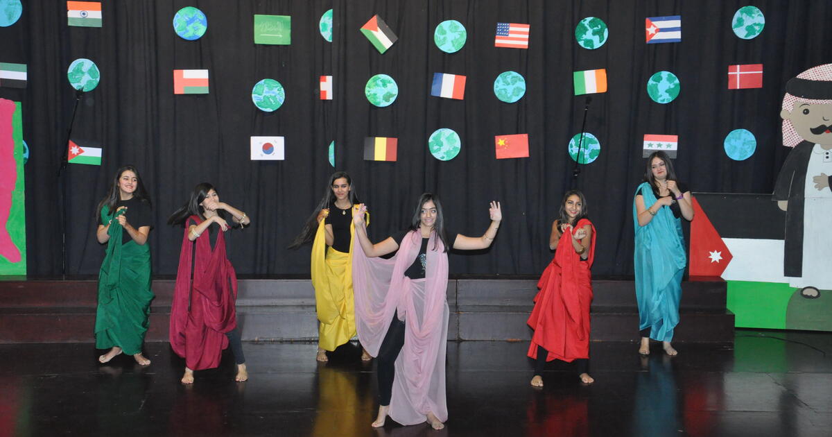 International Child Day 2014 Year | Modern American School
